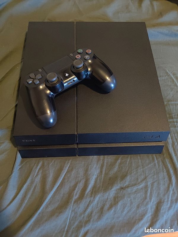 PS4 slim 500 Go - Consoles