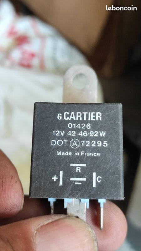 Relais 12 volts G.cartier 01426 - Équipement auto