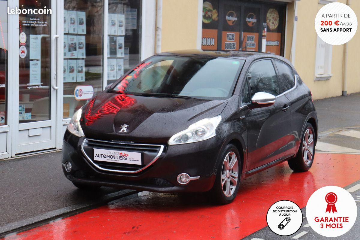 Peugeot 208 1.6 e-HDI 120 Allure BVM (JBL, Cuir) - Voitures