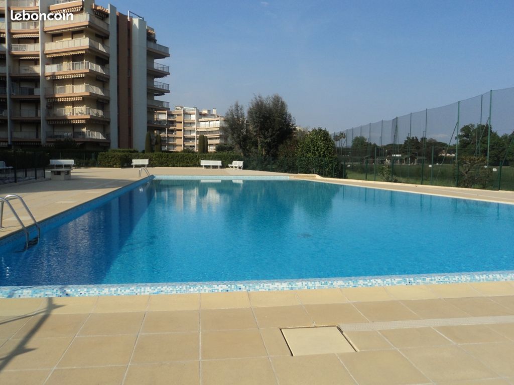 Très beau 2p 4 personnes proche Cannes Piscine wi-fi - Locations ...