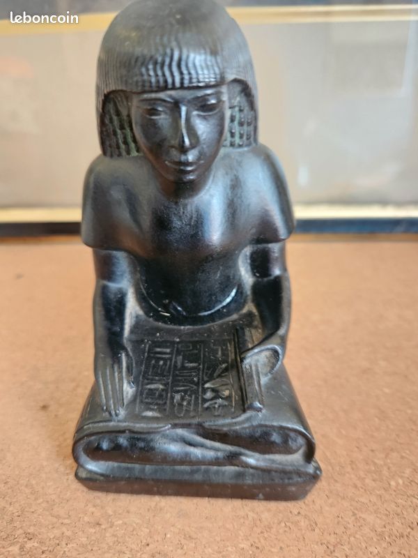Statuette d'un scribe égyptien par les Ateliers du Louvre - Collection