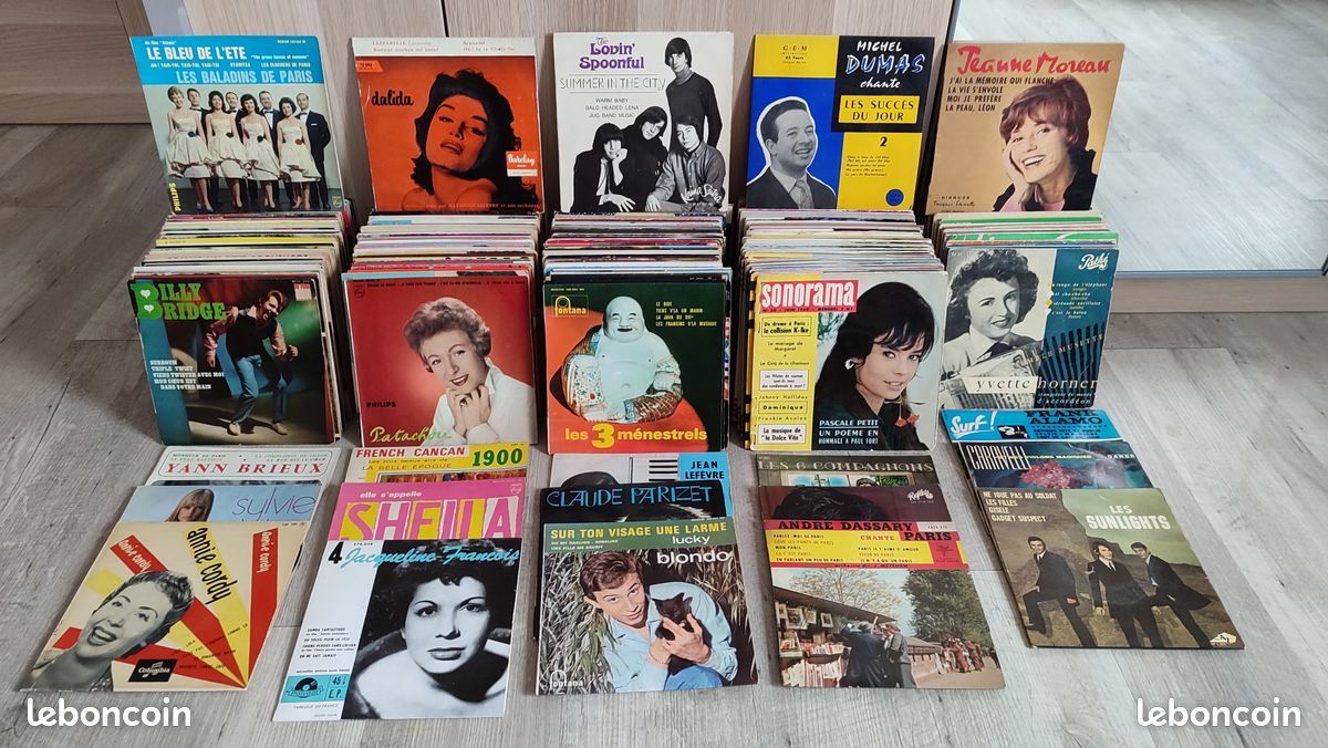Lot de 340 disques vinyles 45 tours années 60 - CD - Musique