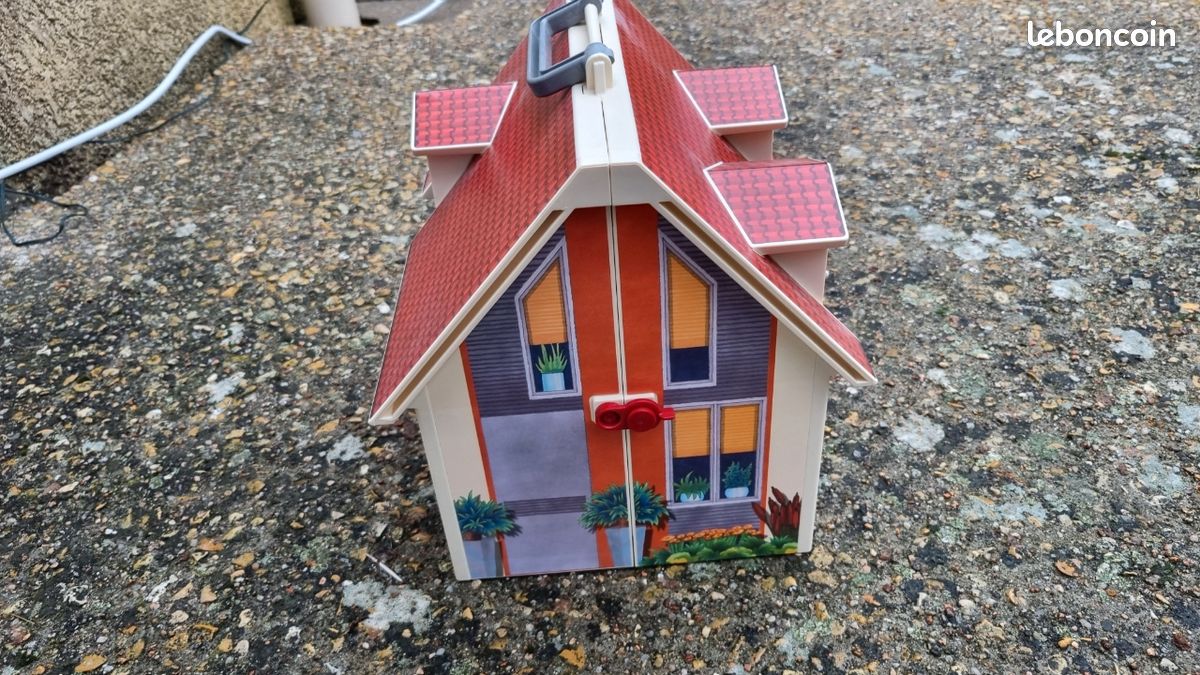 Playmobil La maison transportable La maison transportable rouge 5167 ...