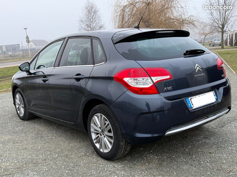 Citroën C4 1,6 115 cv millenium année 2013 - Voitures