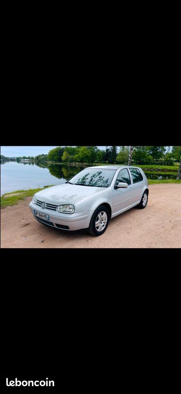 Volkswagen Golf 4 1.6L Essence 105cv - Voitures