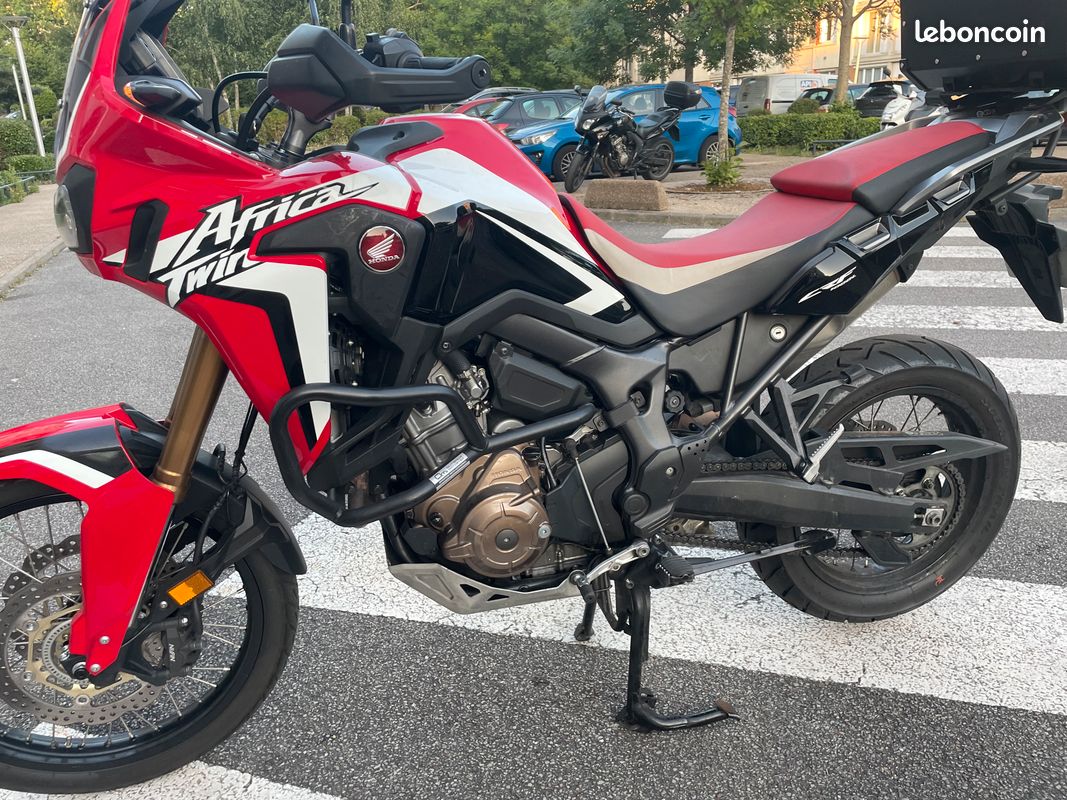 Elegantes Honda Crf 1000 Bilder