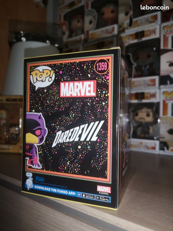 Funko pop Marvel 1359 Daredevil Shadowland Blacklight Glows - Jeux & Jouets