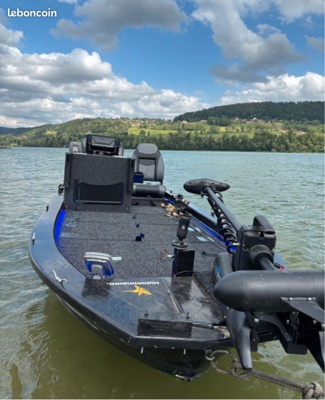 Barque Bass boat - Nautisme