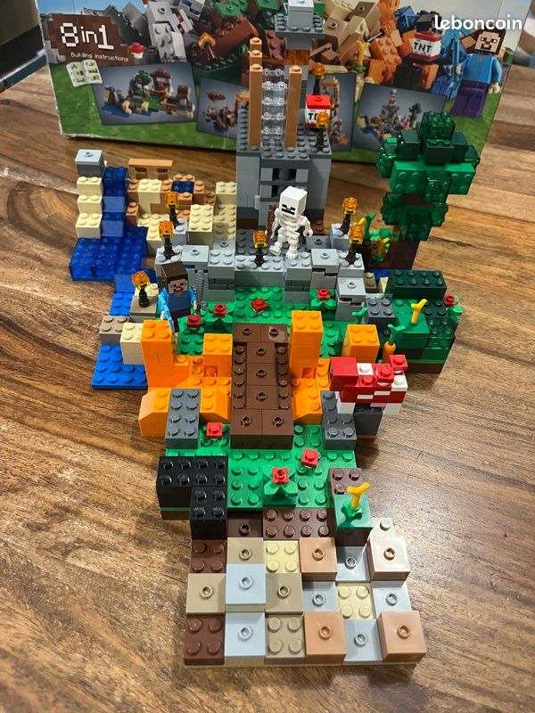 Lego minecraft 21116 complet avec boite et notice - Jeux & Jouets