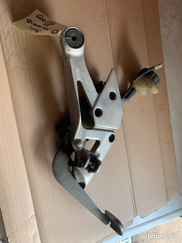 Platine repose pied frein 600 XJS DIVERSION - Équipement moto