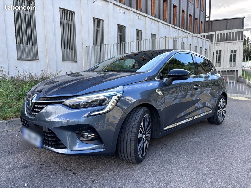 Renault Clio V 1,6 eTech Hybride INITIALE PARIS - Voitures