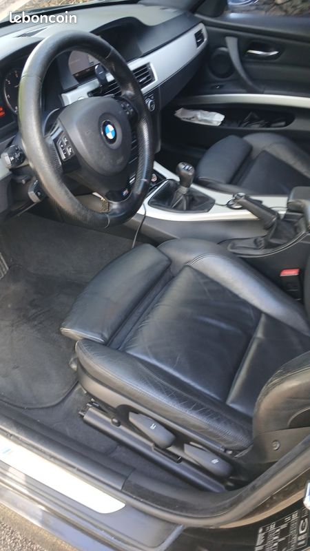 BMW E90 pack m - Voitures