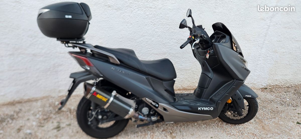 Kymco 300 ct x-town - Motos