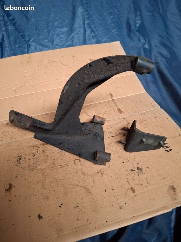Lot supports fixations turbo T3 r5 alpine turbo - Équipement auto