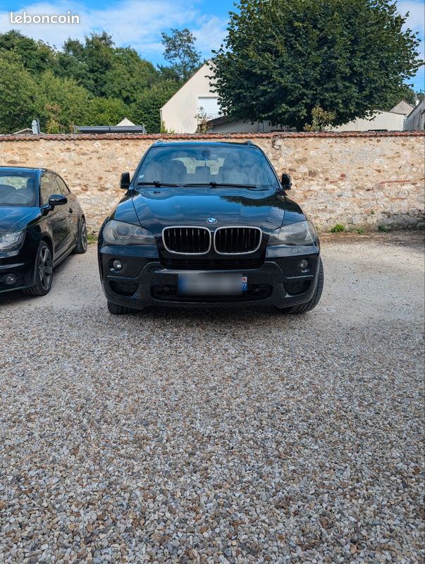 BMW X5 E70 pack m - Voitures