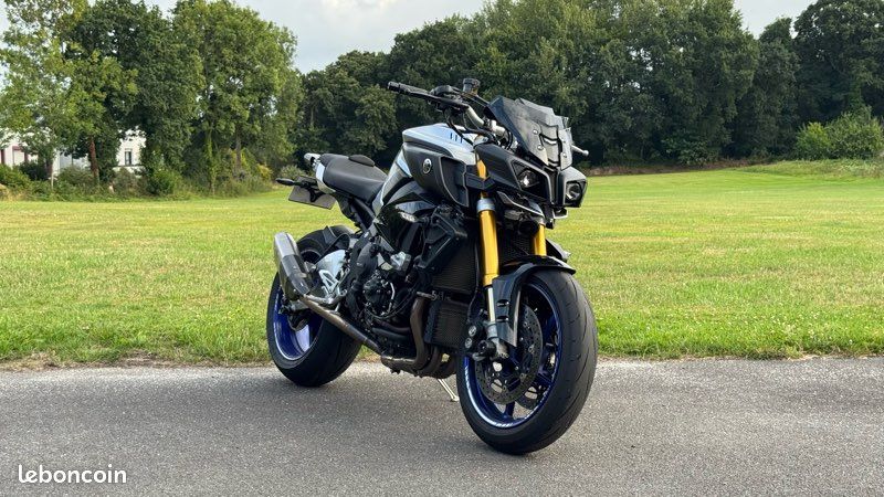 Yamaha MT 10 sp - Motos