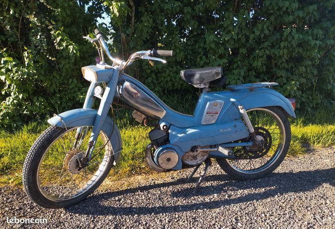 Mobylette motobecane av88 d'occasion - Motos - leboncoin