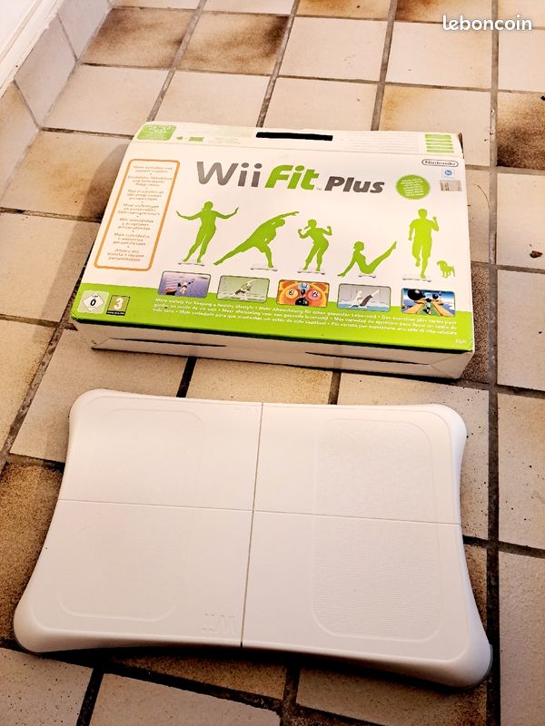 Wii Fit Plus - Consoles