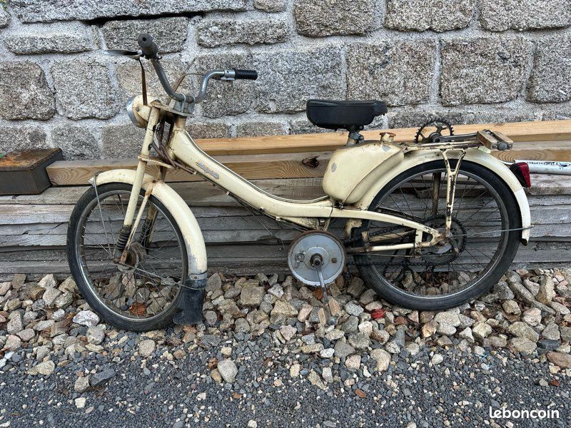 Toutes pièces mobylette Motobecane motoconfort AU44 AV44 - Équipement moto