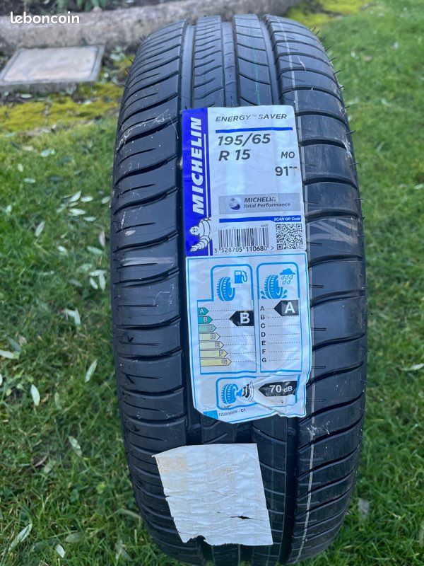 1Pneus 195/65R15-91T - Équipement auto
