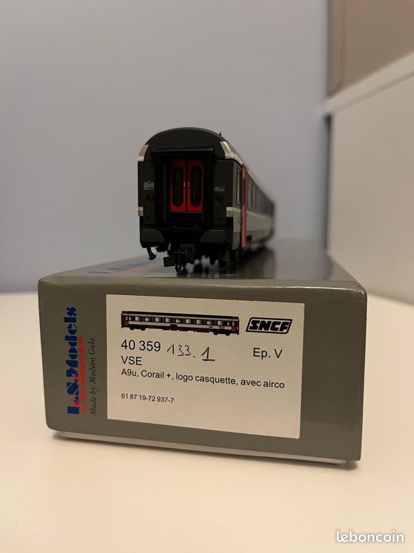 Voiture Corail LS Models - Modélisme