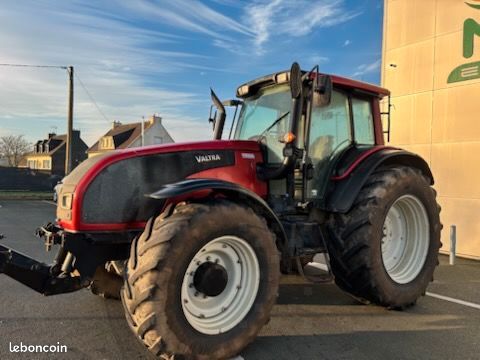 Valtra T161 - Tracteurs