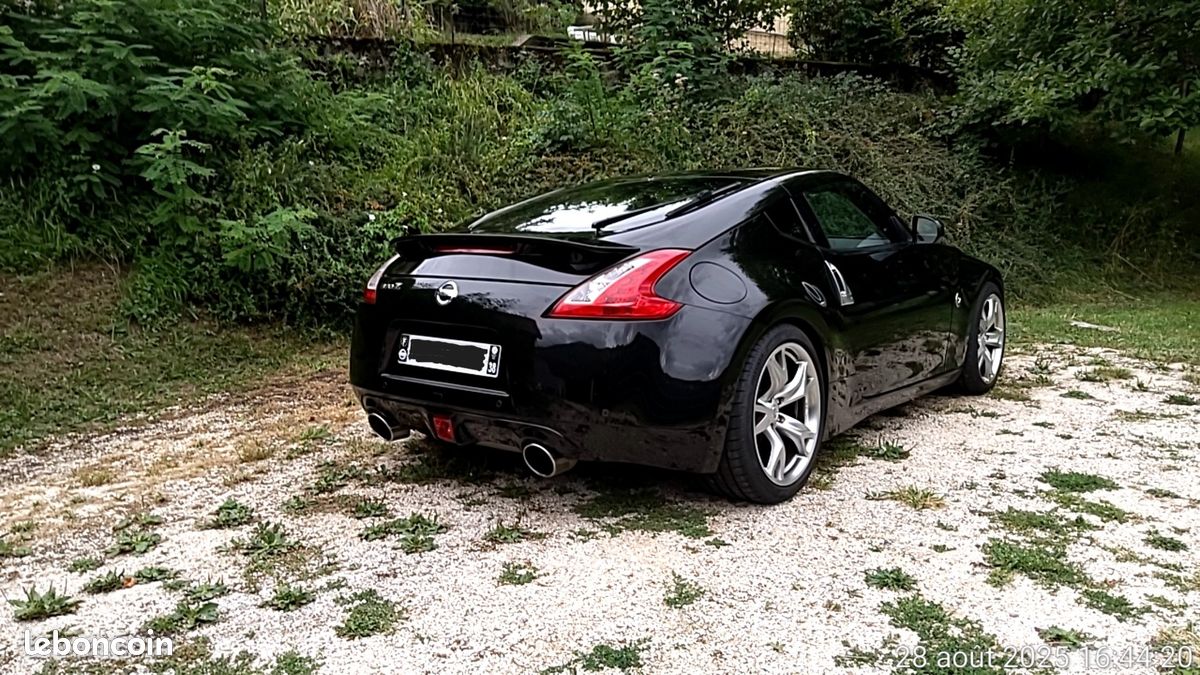 Vend Nissan 370Z Pack Auto - Voitures
