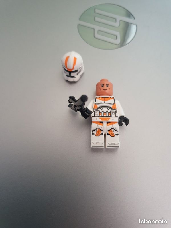 Soldat Clone Orange 212e bataillon (phase 2) LEGO Star Wars + Blaster ...