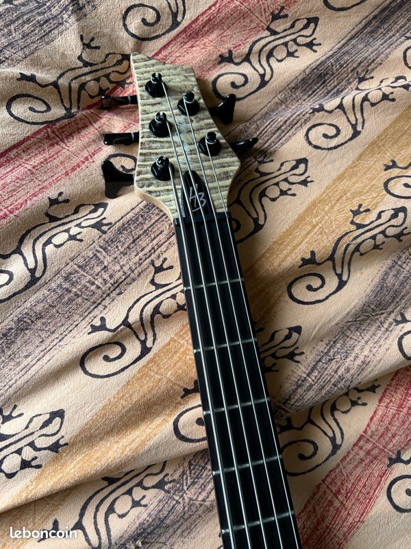Basse 5 cordes Harley Benton BZ-5000 II NT - Instruments de musique