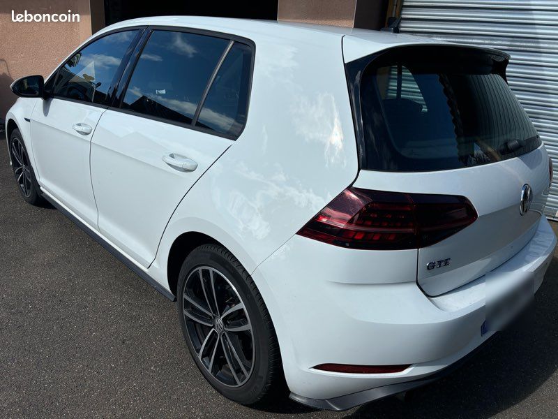 Golf GTE hybride - Voitures