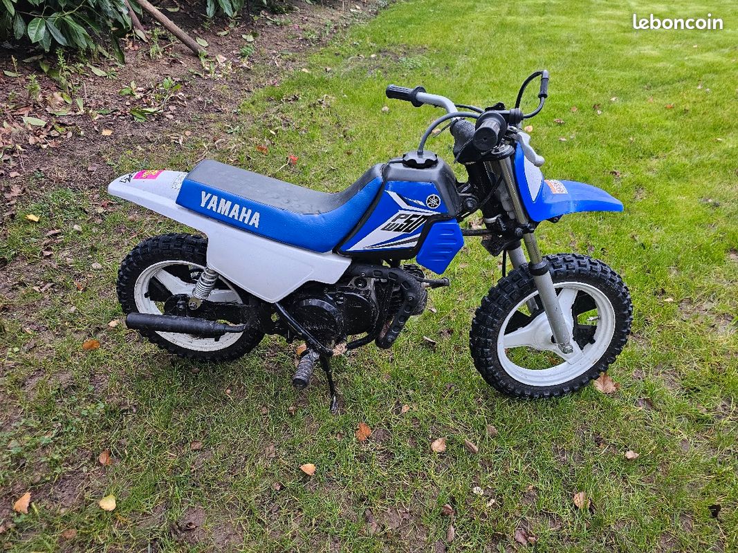 Yamaha piwi 50 - Motos