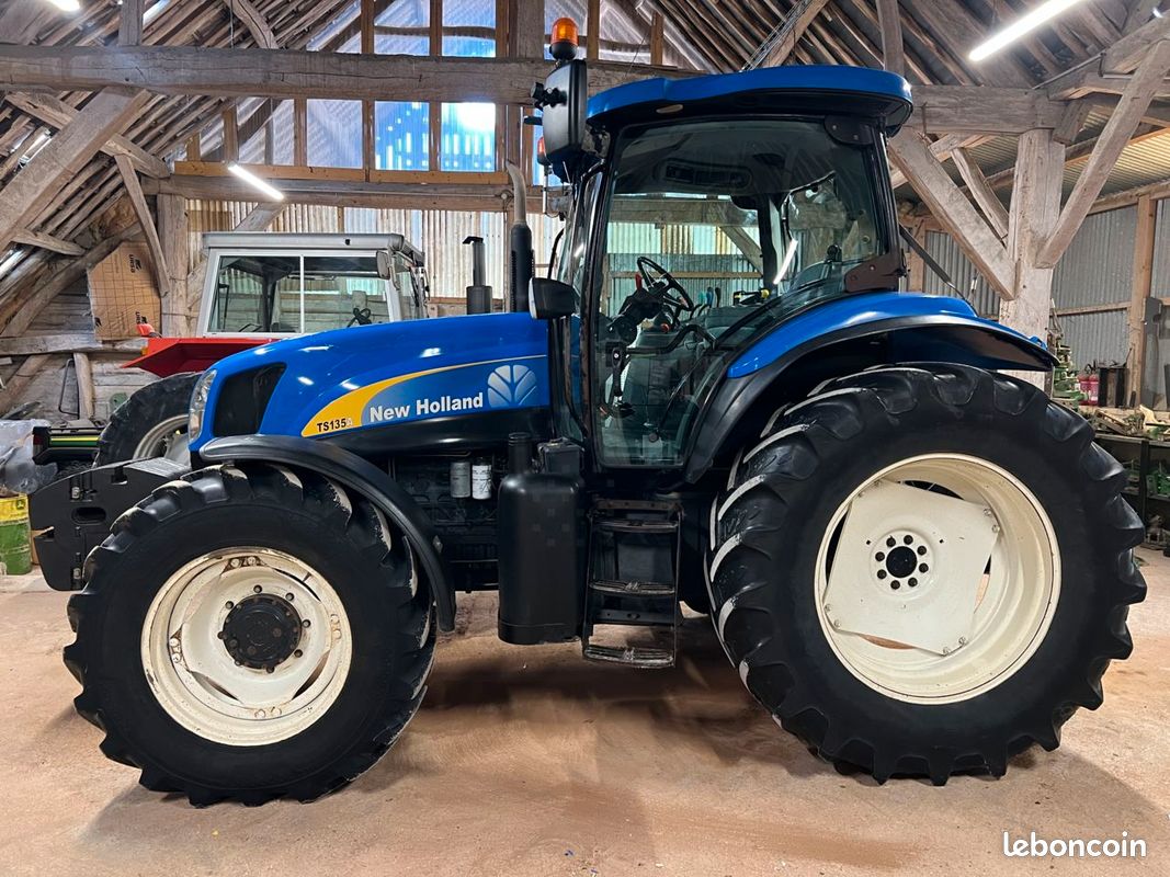 New Holland TS135A - Tracteurs