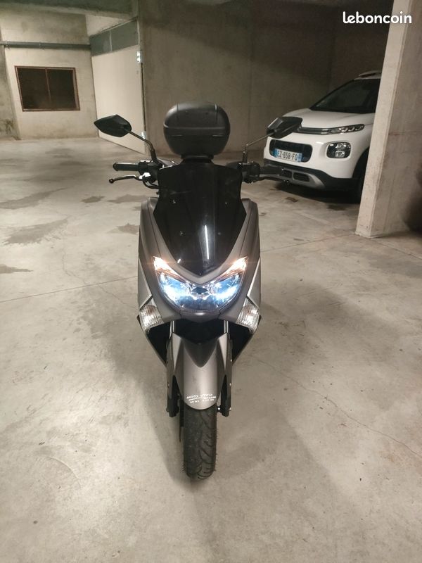 Yamaha nmax 125 2017 - Motos