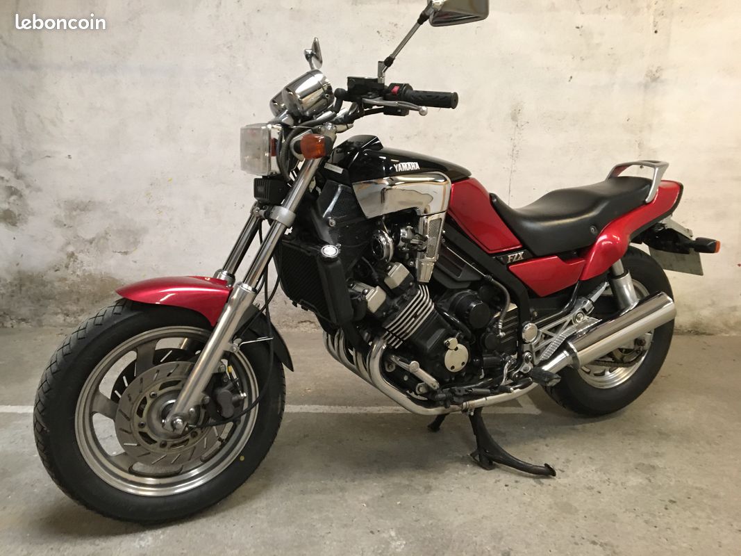 Yamaha FZX 750 fazer - Motos