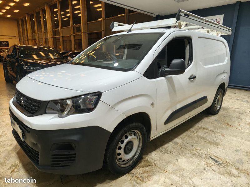 Peugeot PARTNER LONG 950KG BLUEHDI 100CH S&S BVM5 ASPHALT - Utilitaires