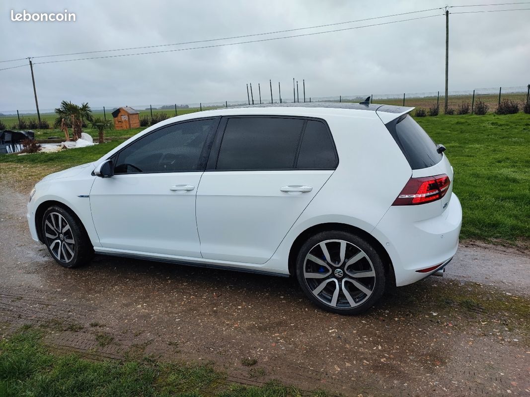 Golf 7 GTE batterie Hybride neuve - Voitures