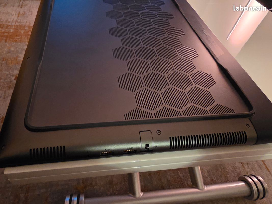 Alienware m18 R2 Intel Core i9 14900HX et RTX 4080 et SSD M.2 PCIe NVMe ...