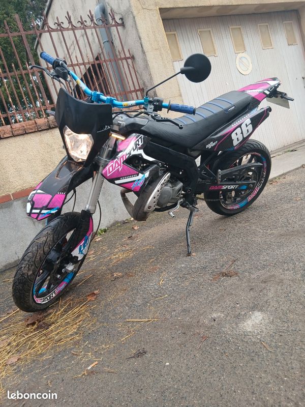 Moto 50 - Motos