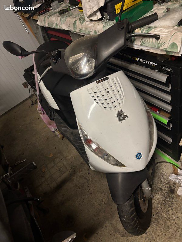 Piaggio Zip 2temps - Motos