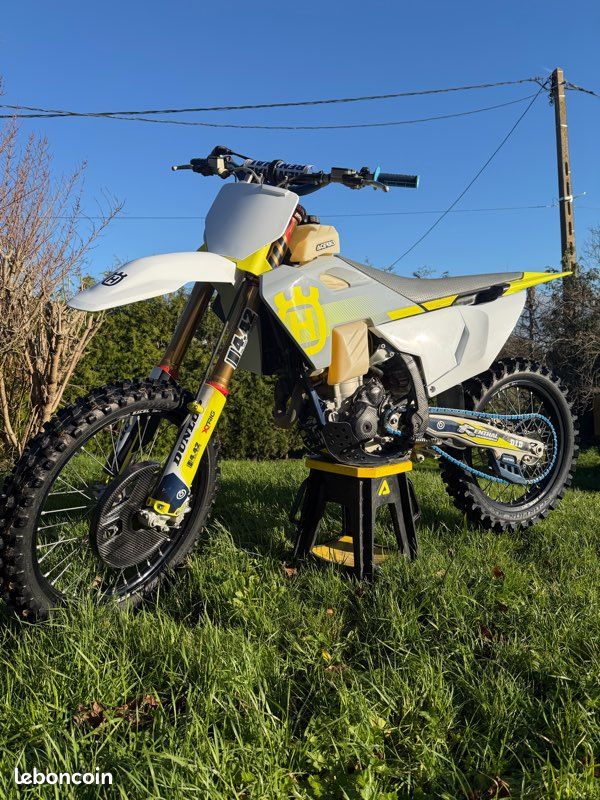 350 fc 2024 - Motos
