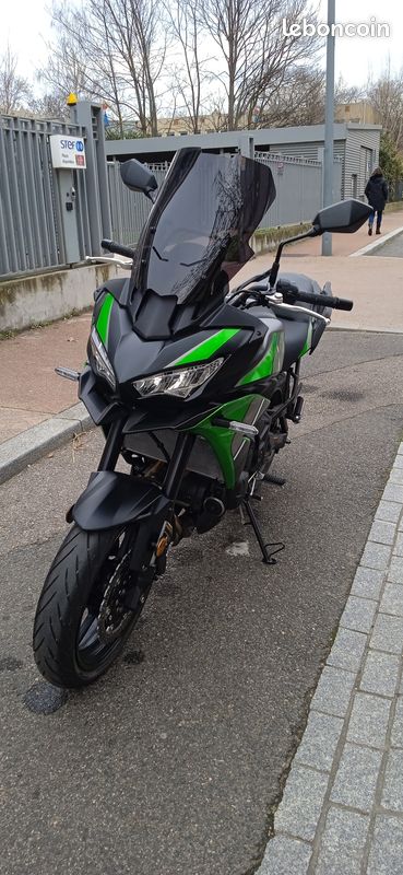 Moto Versys 650 - Motos