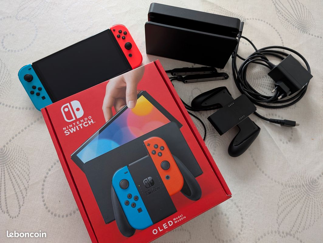 Nintendo Switch OLED - Consoles