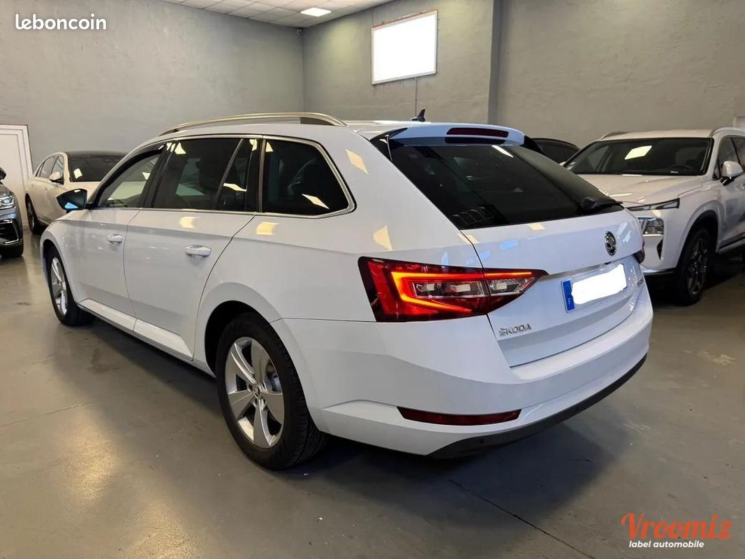 Skoda Superb DSG-PRIX IMBATTABLE-EXPORT POSSIBLEDSG-PRIX IMBATTABLE ...