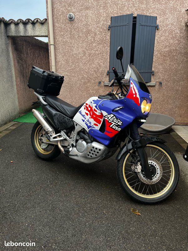 Honda africa twin xrv 750 rd07 - Motos