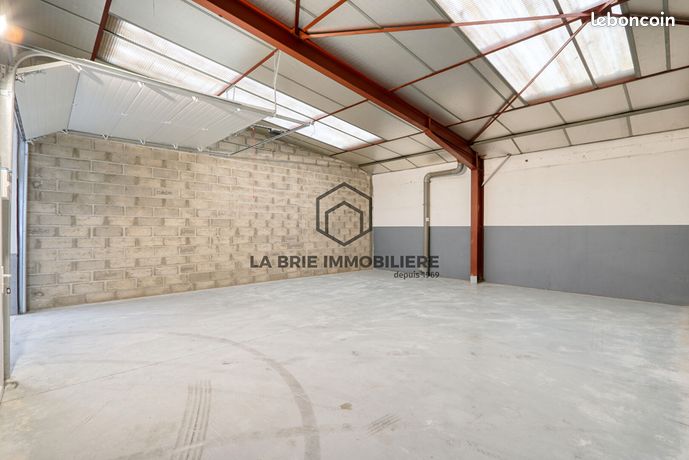 Location local commercial Brie Comte Robert Leclerc - Verdun - Annonce ...