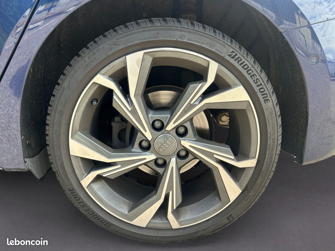 AUDI A3 SPORTBACK S Line 35 TDI 150 CH S tronic 7 CARPLAY / CAMERA DE ...