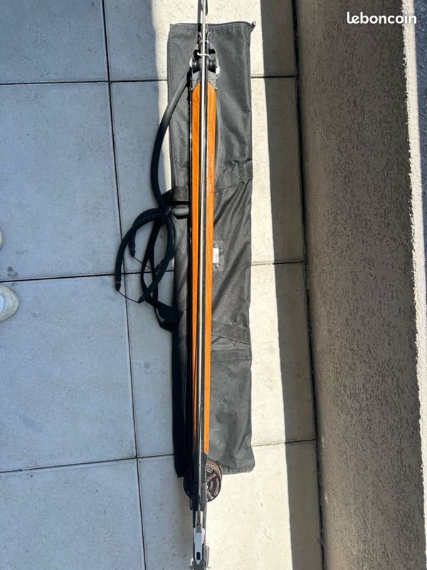 Harpon Beuchat révolution 105 - Sport & Plein air