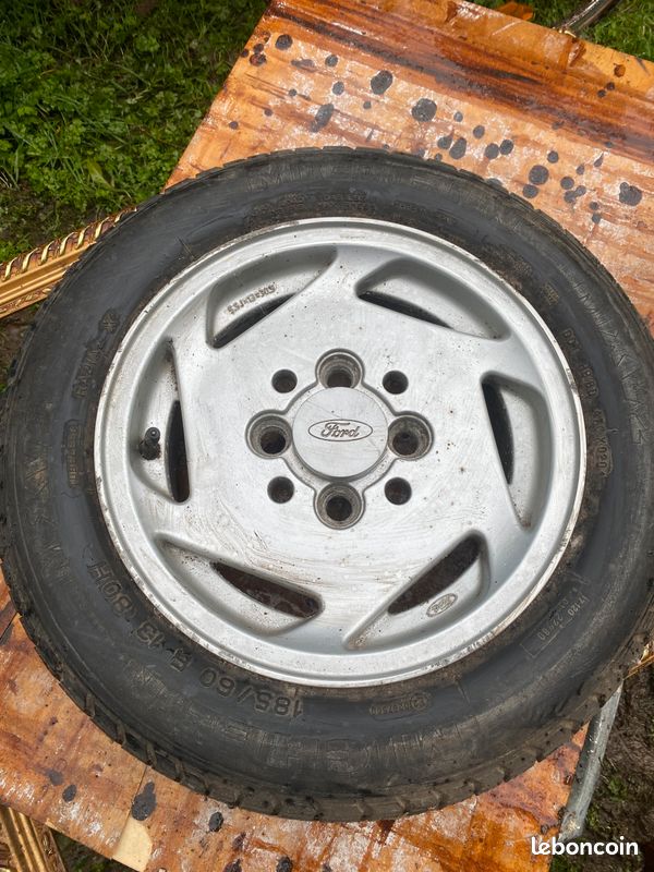 Roues Ford Fiesta XR2i - Équipement auto