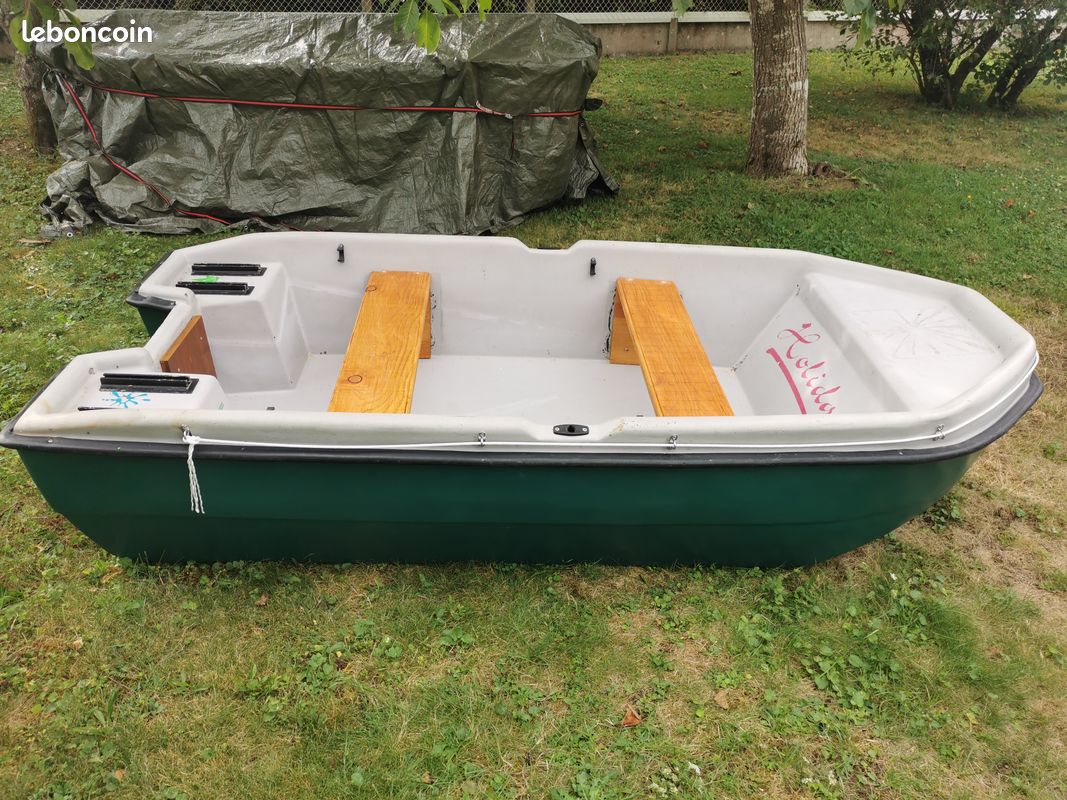 Barque de pêche - Sport & Plein air