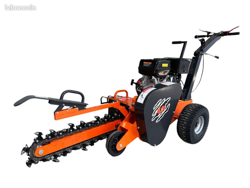 Trancheuse de sol thermique CASTOR 600 - BTP - Chantier gros-oeuvre